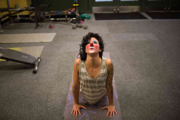 On the Circus Train - Stephanie Sinclair Studio