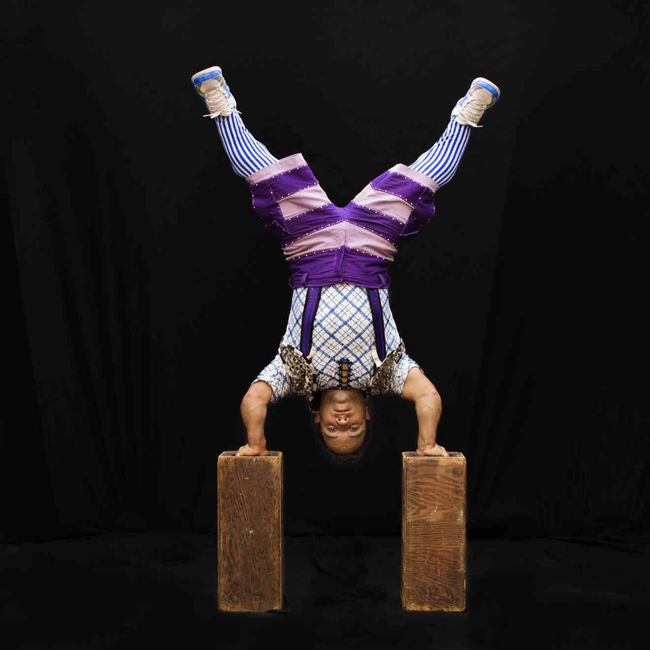 Portrait Commissions - Stephanie Sinclair Studio