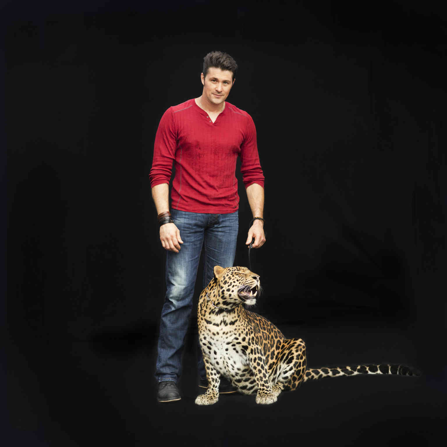 Portrait Commissions - Stephanie Sinclair Studio